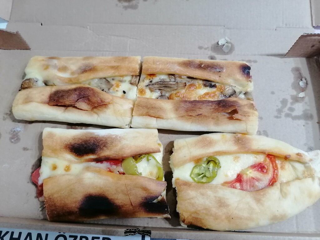 Kafe Y-Gari Nazilli Pidecisi, İstanbul, foto
