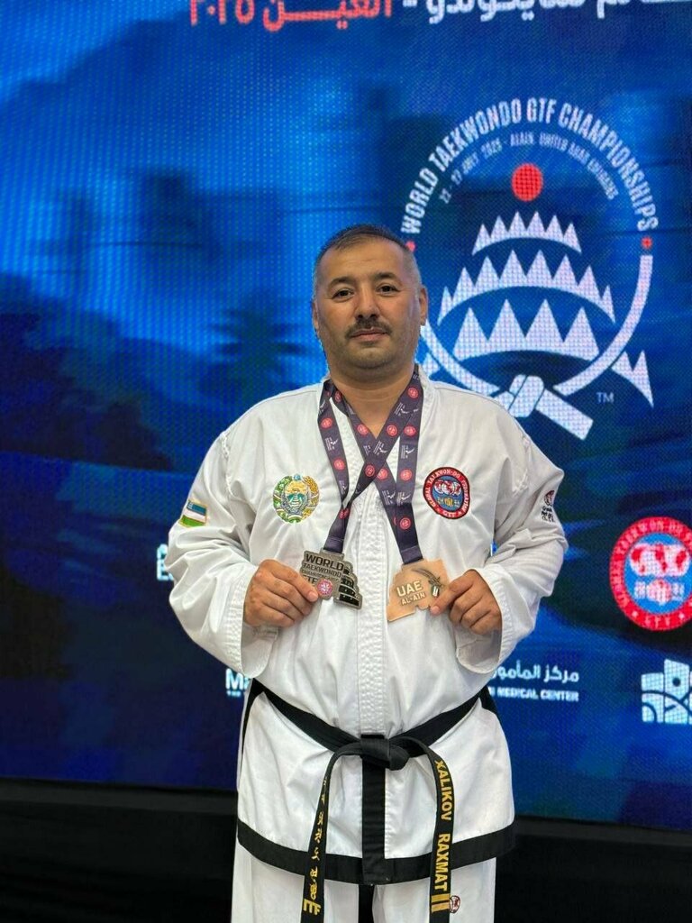 Spor okulları Khalikov. Taekwon-do Gtf, Semerkant, foto