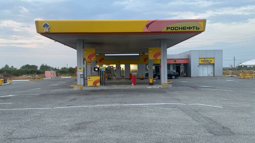 Benzin istasyonu Rosneft', Kabardino‑Balkarya, foto