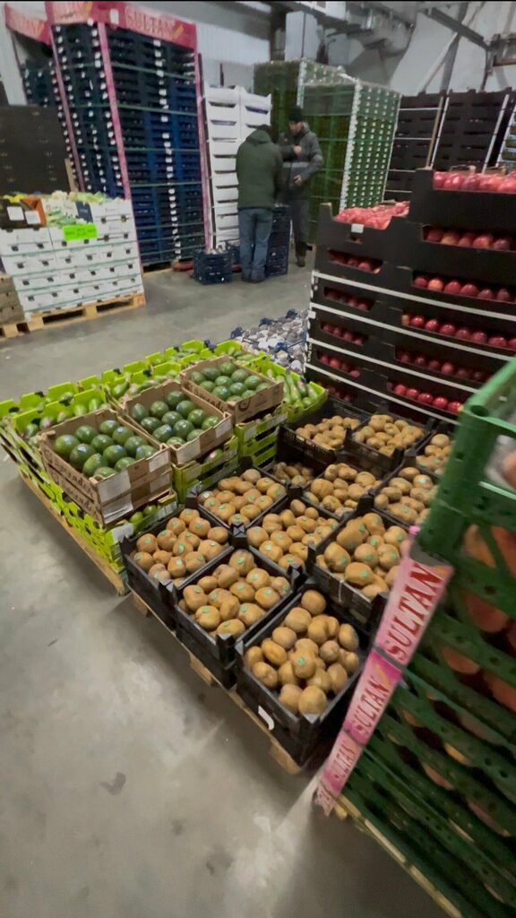 Toptan sebze ve meyve satışı Вишня, Novosibirsk, foto