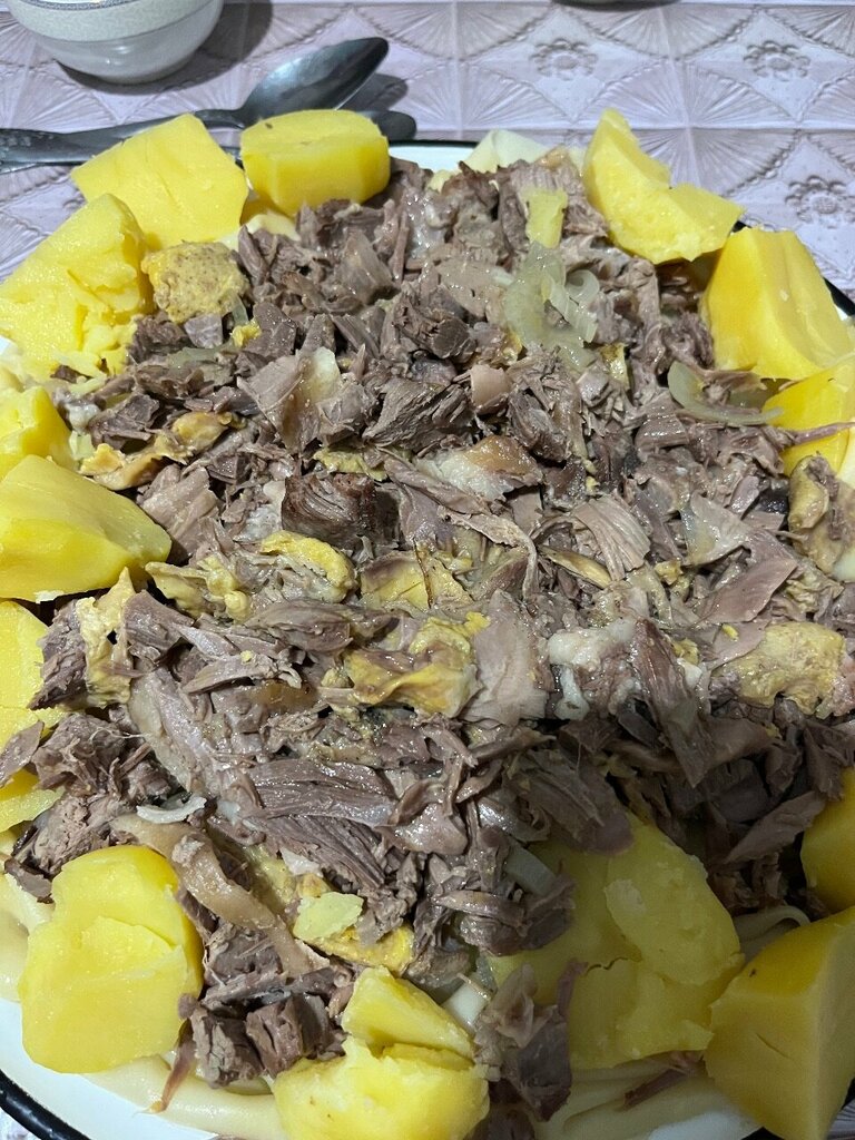 Kasap, şarküteri Nur Et Products, Türkistan, foto