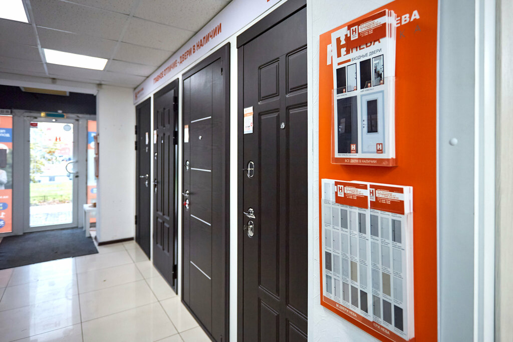 Kapılar Dveri Neva, Saint‑Petersburg, foto