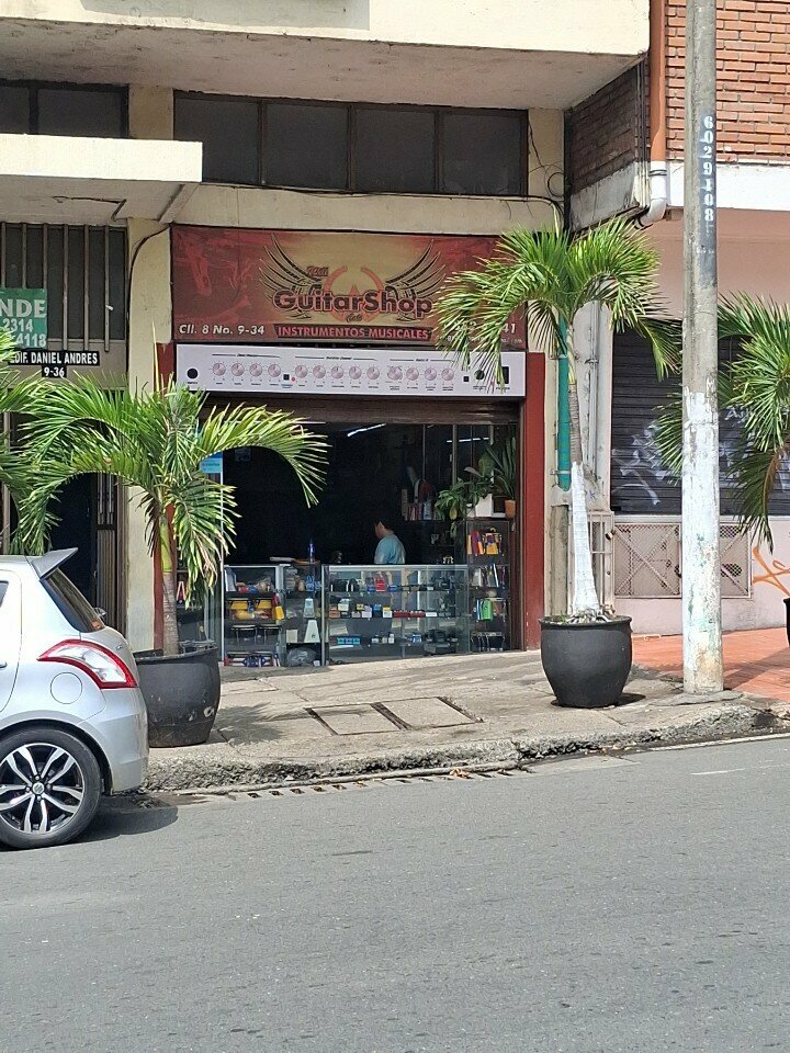 Enstrüman mağazaları Guitarshop, Cali, foto