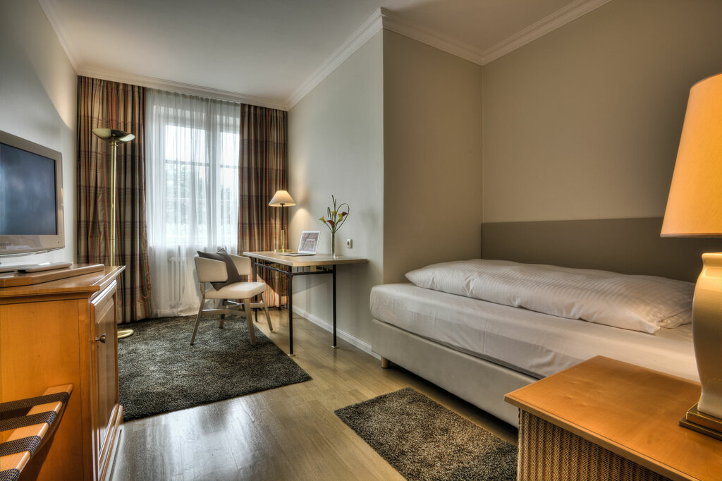 Otel Hotel zur Post Aschheim, Bavyera, foto