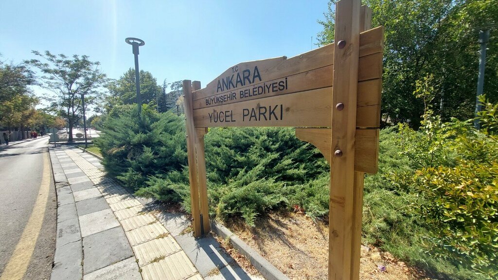 Parklar ve ormanlar Yücel Parkı, Ankara, foto