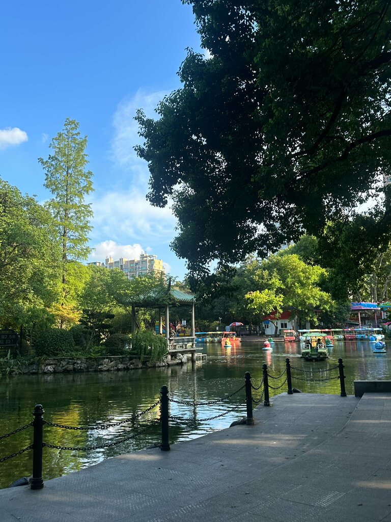 Kültür ve eğlence parkları Luxun Park, Şanghay, foto