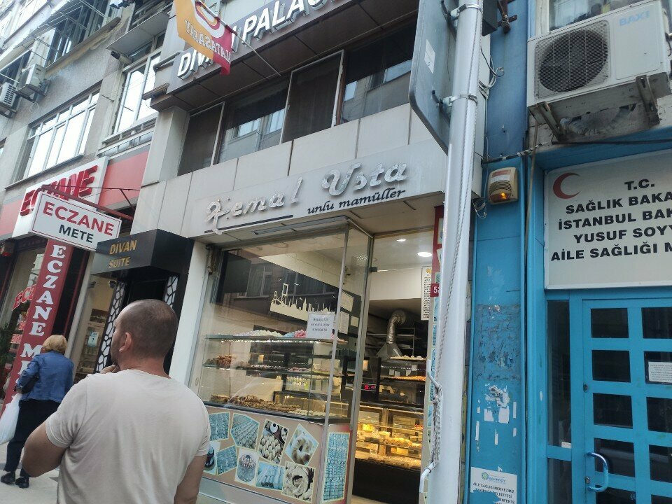 Pasta, şekerleme ve tatlı Kemal Usta Unlu Mamülleri, İstanbul, foto
