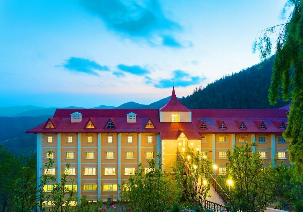 Otel Toshali Royal View Resort, Himaçhal Pradeş, foto