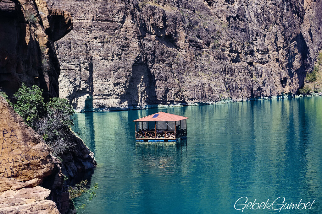 Restoran Triumvirate, Dağıstan, foto