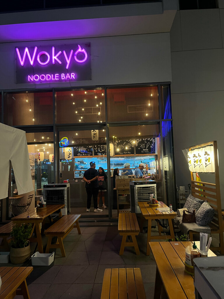 Restoran Wokyo Noodle Bar Al Safa, Dubai, foto