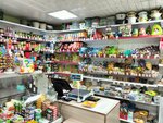 Продукты (Tsentralnaya ulitsa No:43А, khutor Verkhnyaya Buzinovka), market  Volgogradskaya oblastından