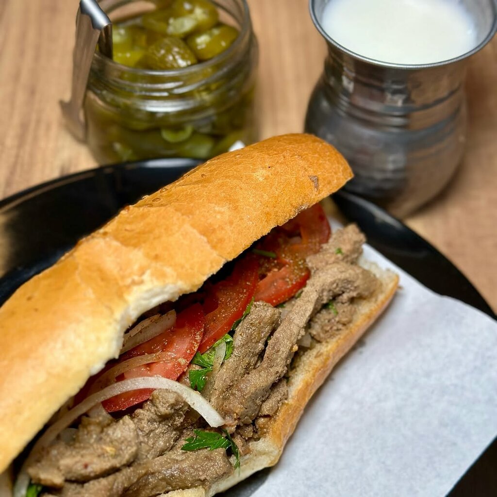 Restoran Kömürhan Kavurmacısı Beşiktaş, İstanbul, foto