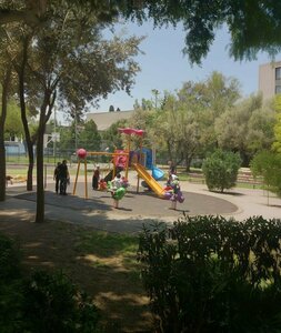 Nurettin Tekindor Parkı (İzmir, Karabağlar, Bahar Mah., Nurettin Tekindor Parkı), kültür ve eğlence parkları  İzmir'den