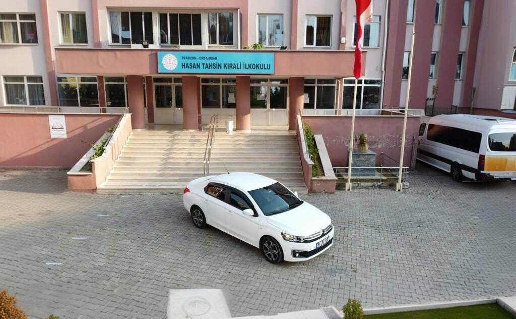 i̇lkokul Hasan Tahsin Kırali İlkokulu, Ortahisar, foto