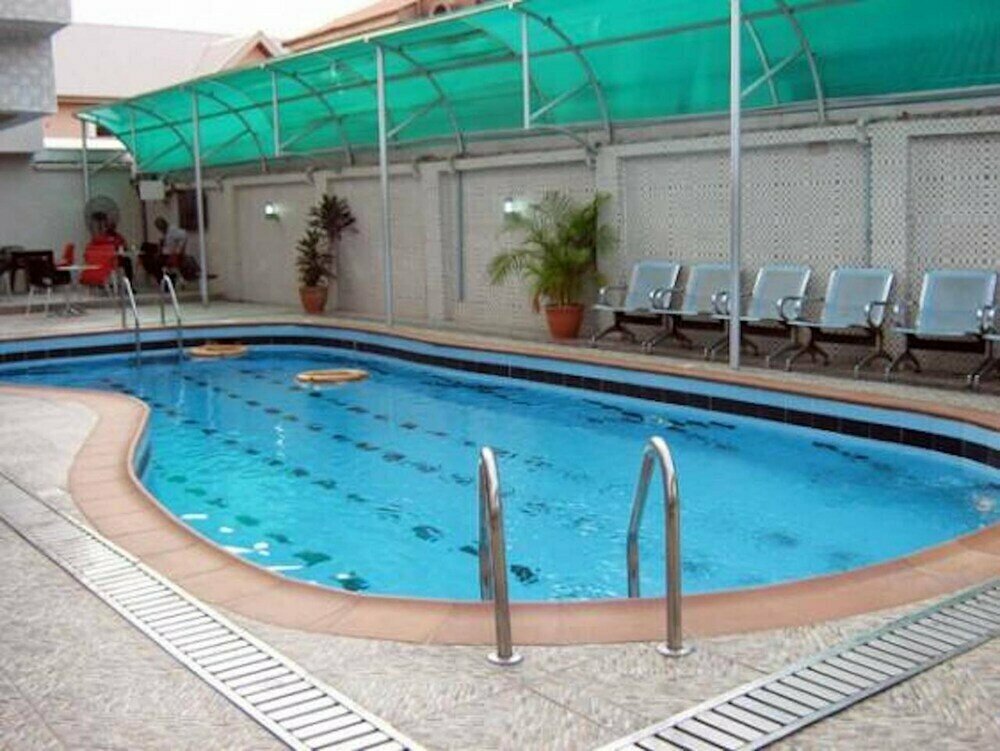 Otel Hymax Grace Hotel and Suites, Dünya, foto