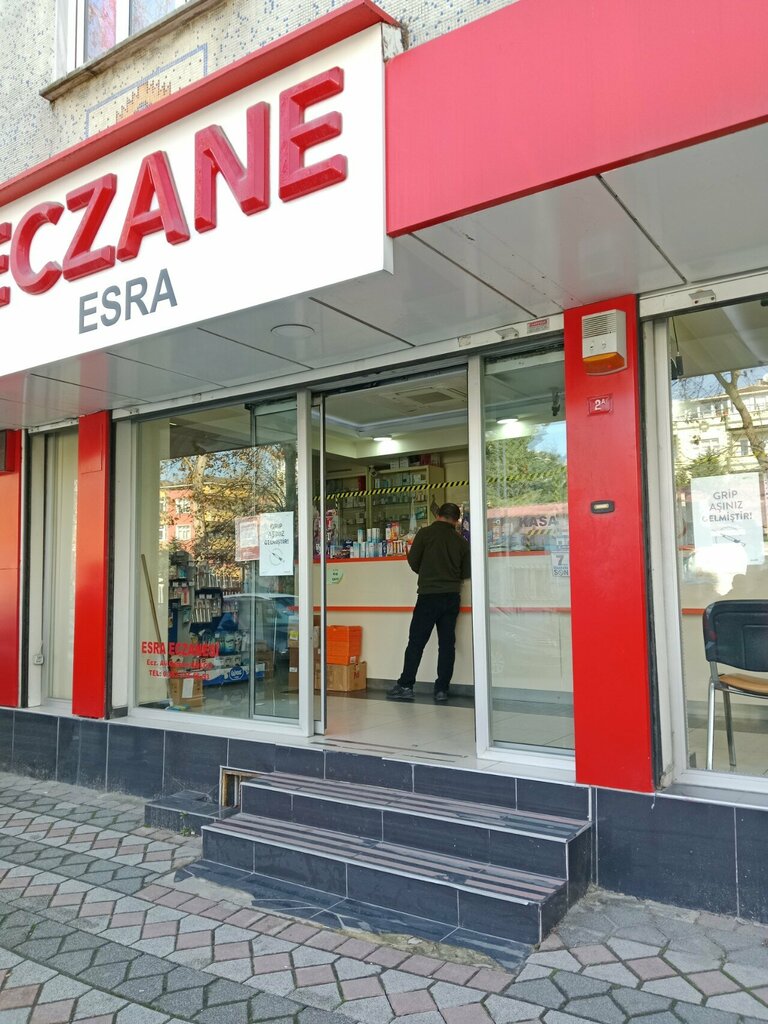 Eczaneler Esra Eczanesi, İstanbul, foto