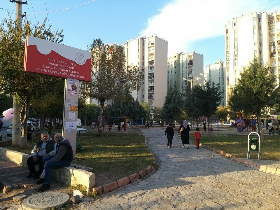Parklar ve ormanlar Çocuk Parkı Ve Dinlenme Alanı, Adana, foto