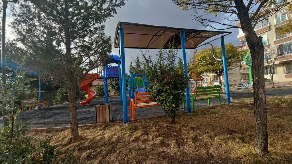 Parklar ve ormanlar Şehit İsmail Koç Parkı, Ankara, foto