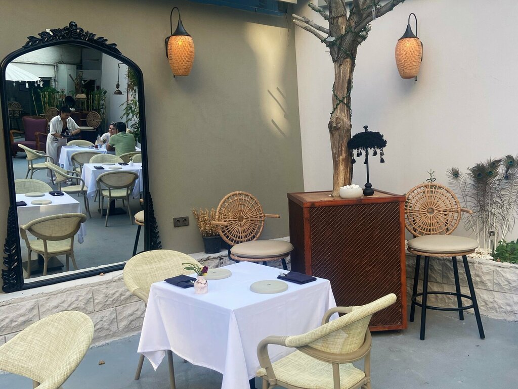 Bar Upperist, İstanbul, foto