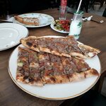 Lezzeti Şahane Pide Kebap (Eskişehir, Tepebaşı, Gazi Yakup Satar Cad., 64A), restoran  Eskişehir'den
