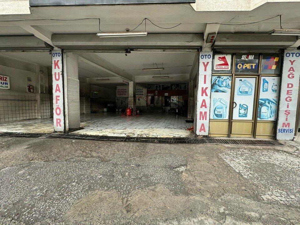 Oto yıkama Üngörmüş Oto Yıkama Ve Kuaför, Ankara, foto