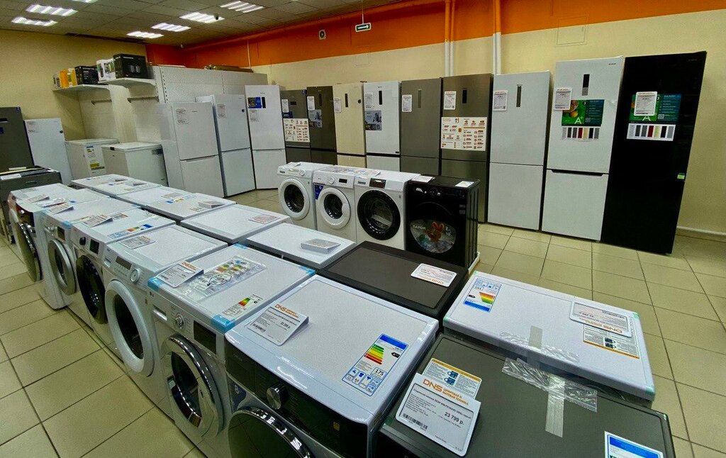 Elektronik eşya mağazaları DNS, Omskaya oblastı, foto
