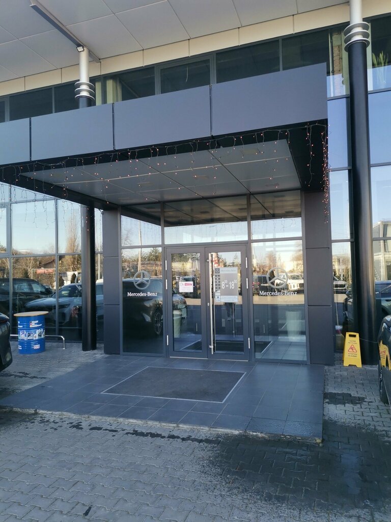 Otomobil satış galerileri Mercedes-Benz, Beltsi, foto