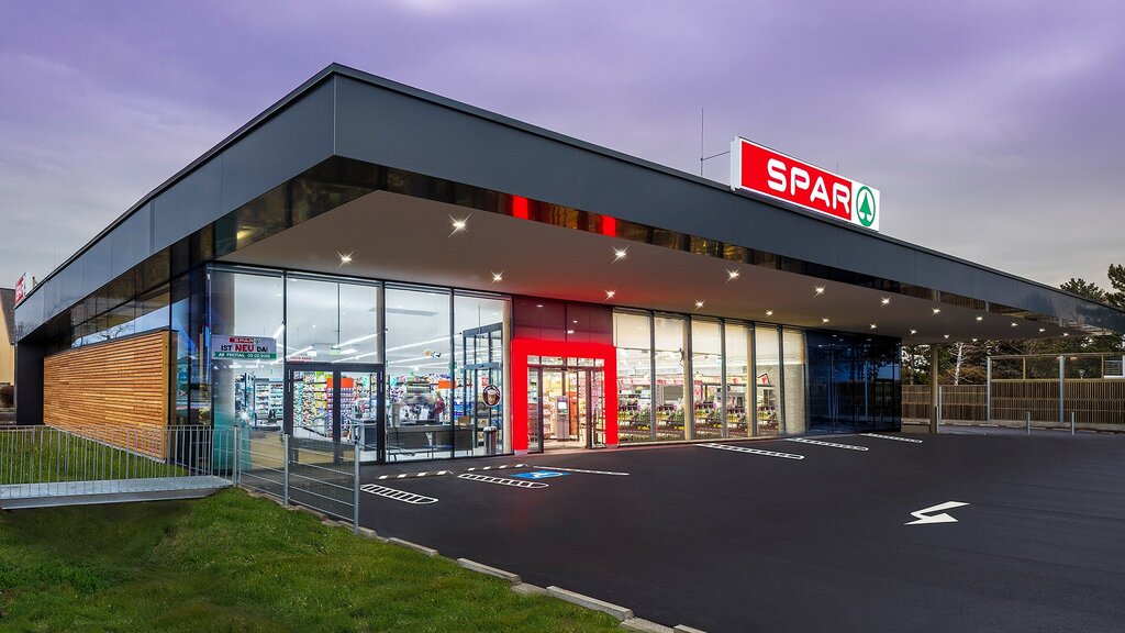Süpermarket Spar, Wiener Neustadt, foto