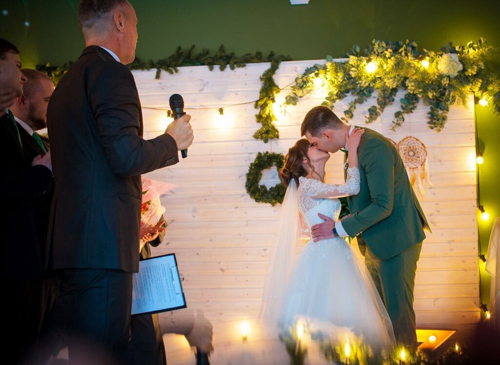 Düğün, toplantı salonu Vesseniy, Voronej, foto