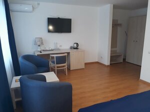 Gostinica Berezniki (Sovetskaya ploshchad No:3), otel  Berezniki'den