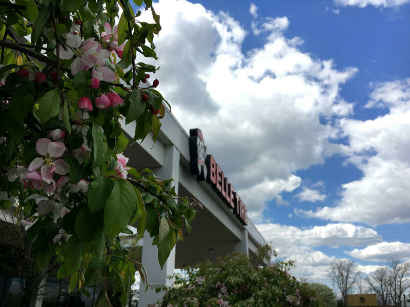 Express yağ değişim noktası Belle Tire, Greenfield, foto