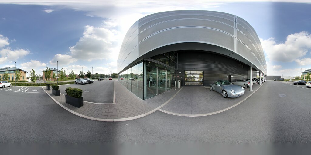 Otomobil satış galerileri Porsche Centre Solihull, İngiltere, foto