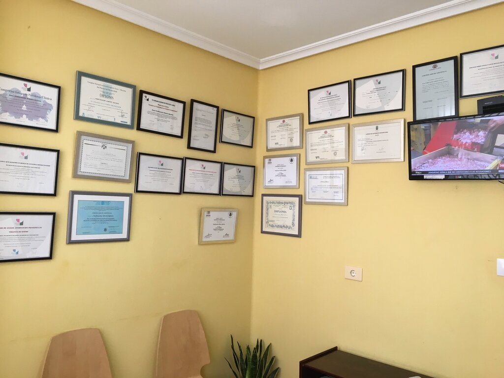 Tıp merkezleri ve klinikler Psicotécnico Carballiño, Galisya, foto