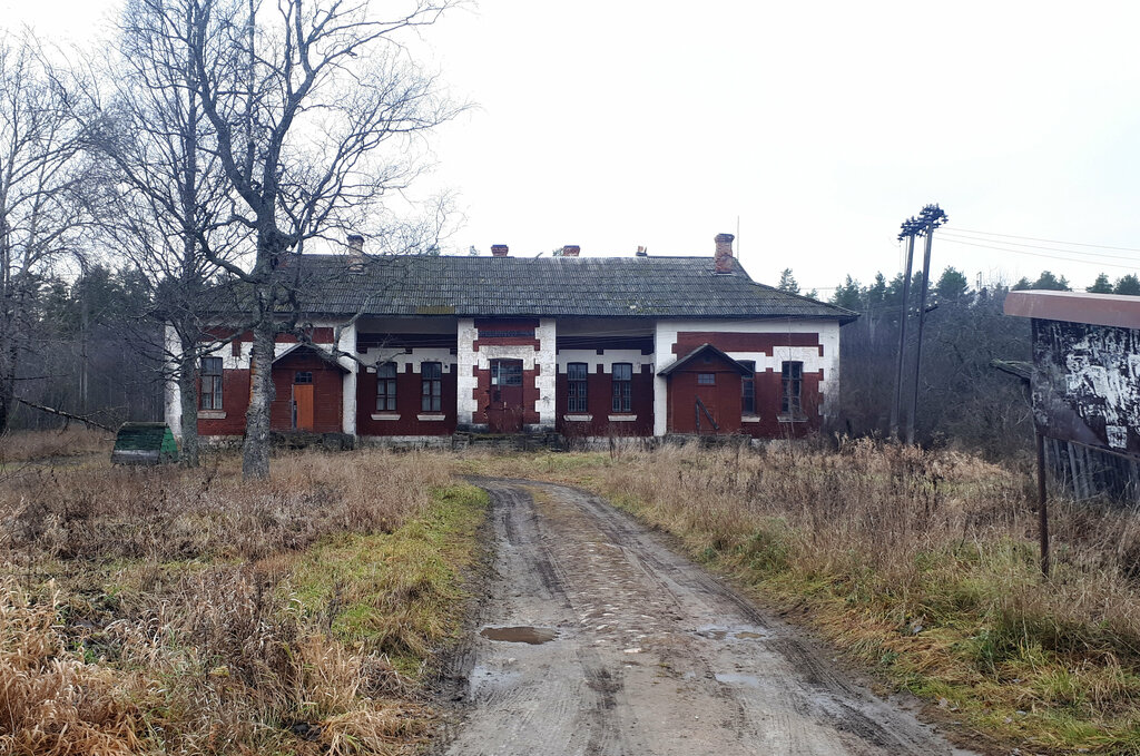Turistik yerler Вокзал станции Слудицы, Saint‑Petersburg ve Leningradskaya oblastı, foto
