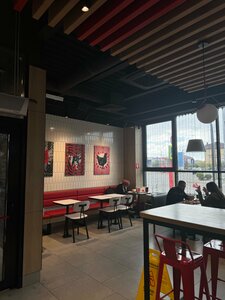 KFC (Pyatigorskaya ulitsa No:149В, Yessentuki), fast food  Essentuky'den
