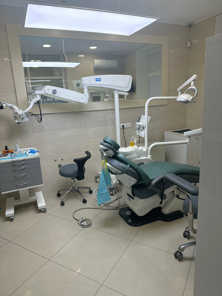 Özel ağız ve diş sağlığı klinikleri ve muayenehaneleri Relax Stom, Stavropol, foto