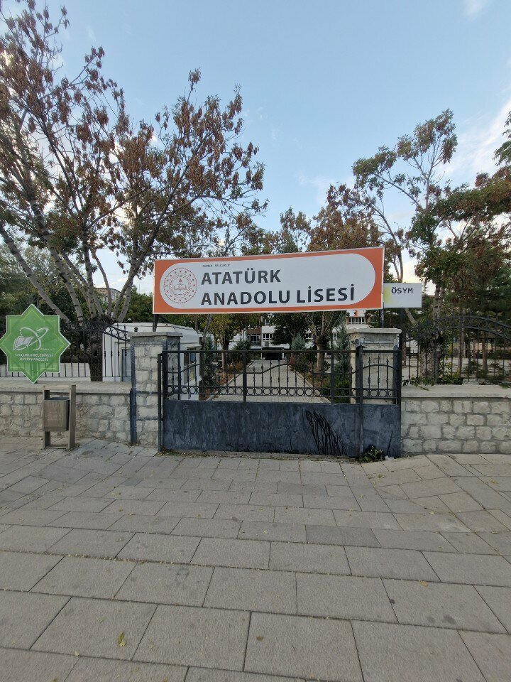 Lise Konya Selçuklu Atatürk Anadolu Lisesi, Konya, foto