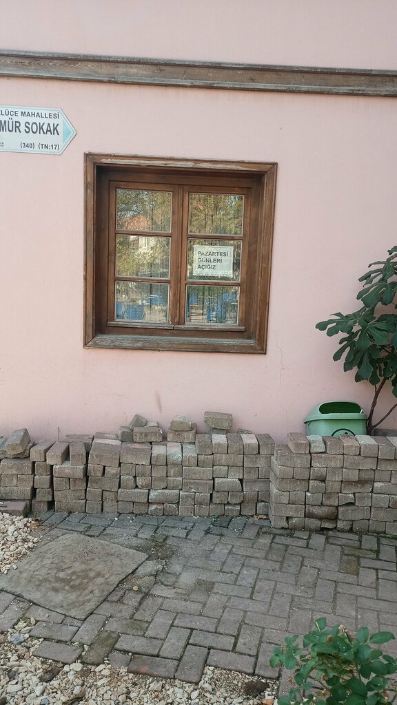 Sergi salonları, galeriler Özlüce Eski Sanatları Koruma Ve Yaşatma Derneği, Bursa, foto