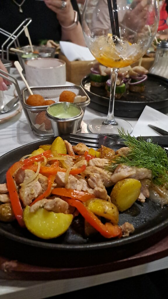 Kafe Zharovnya_mgn, Magnitogorsk, foto