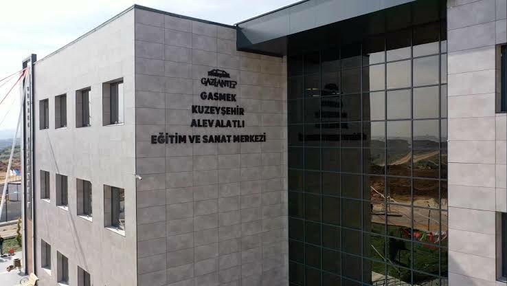 Meslek kursları Kuzeyşehir Alev Alatlı Eğitim ve Sanat Merkezi Gasmek, Gaziantep, foto