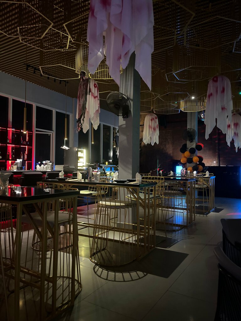 Restoran Level22, Sianukvil, foto