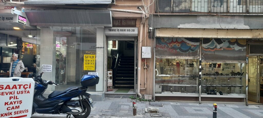Avukatlar Avukat M. Melek Ongun, İstanbul, foto