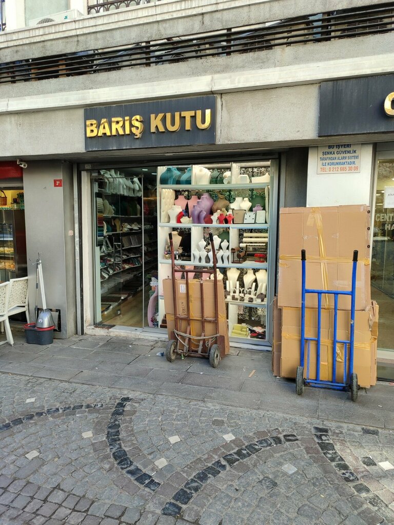Satış ekipmanları firmaları Barış Kutu, İstanbul, foto