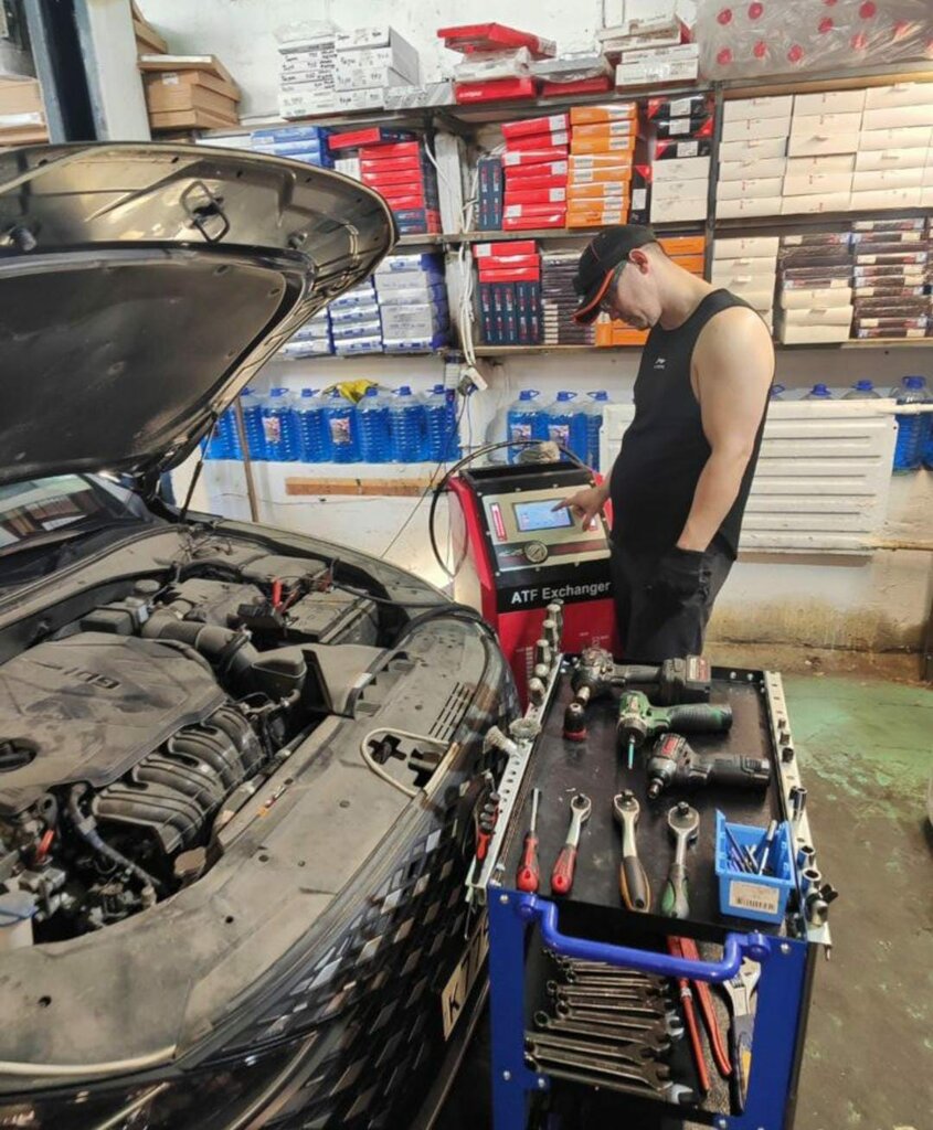 Express yağ değişim noktası Май Сервис, Vsevolgsk, foto