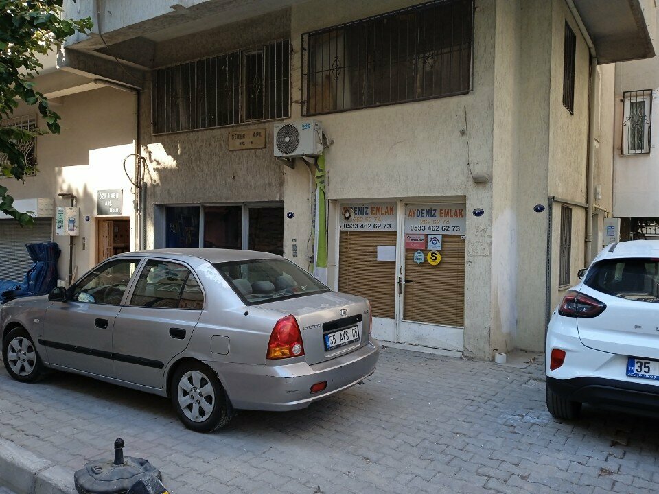 Oto kiralama Safo Rent a Car, İzmir, foto