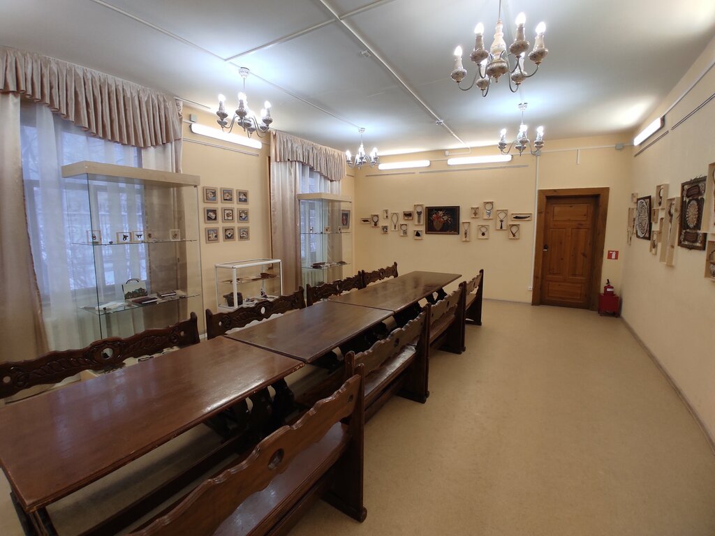 Kültür ocakları Дом журналистов имени А.П. Зубарева, Surgut, foto