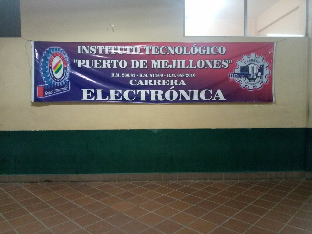 Üniversiteler Puerto de Mejillones Technological Institute, El Alto, foto
