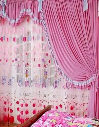 Perde ve korniş üreticileri Curtain & Flooring Dmart, Dubai, foto