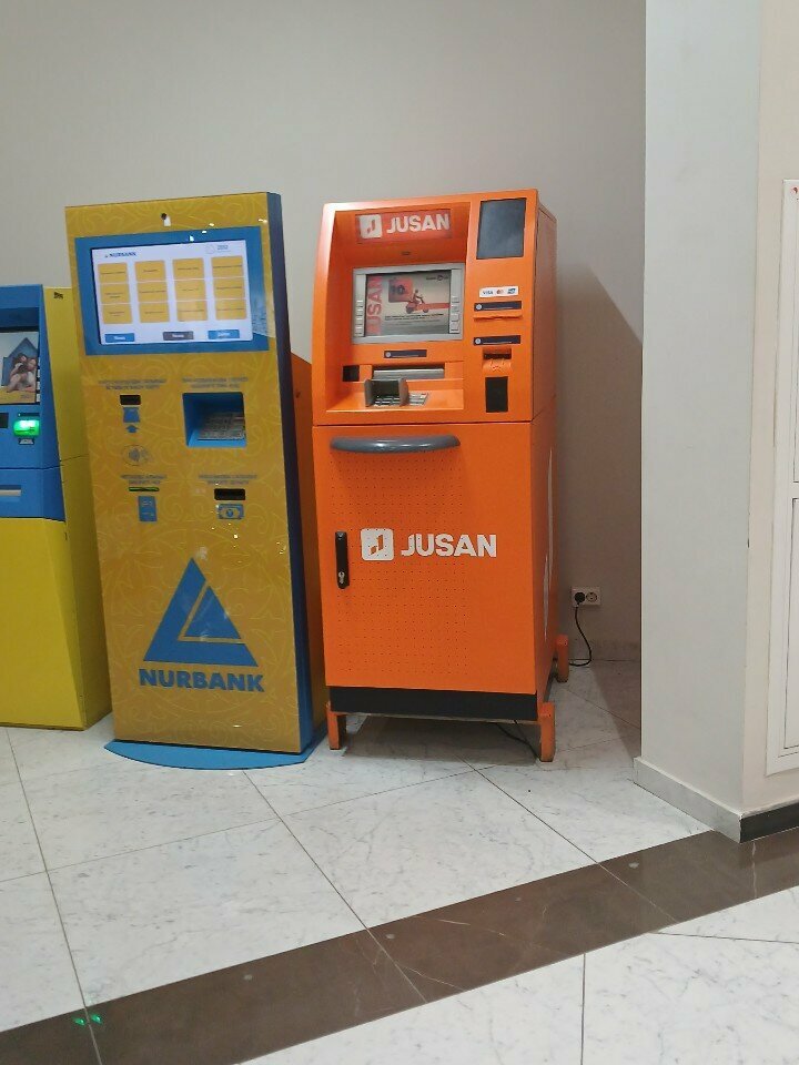 ATM'ler Alatau City Bank, Pavlodar, foto