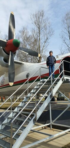 Müzeler ve sanat galerileri Музей-самолет воинской славы Ан-26РТ, Minskaya oblastı, foto